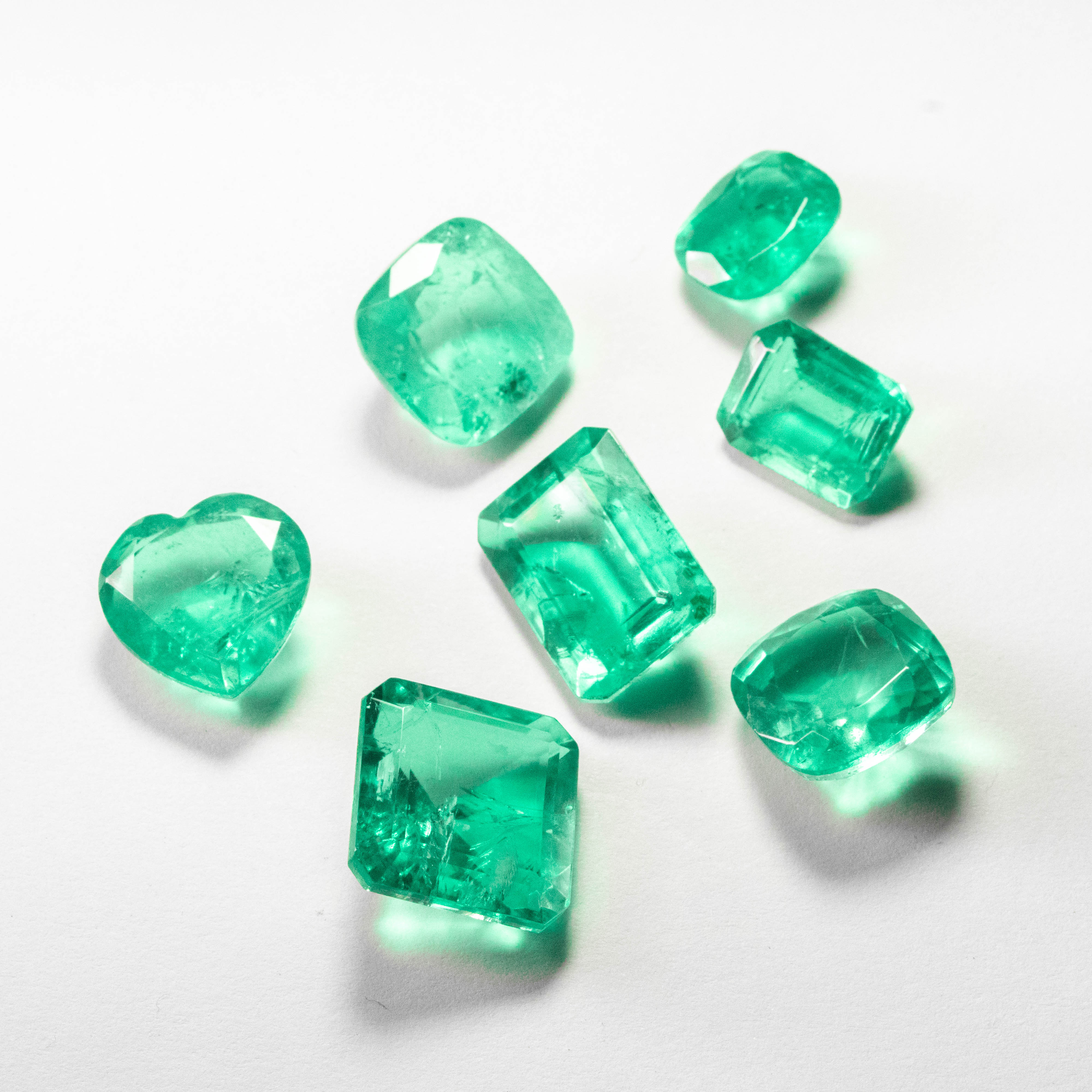 Buy Green Doublet stone Russian Shade Online at Best Price – Shivshakti ...